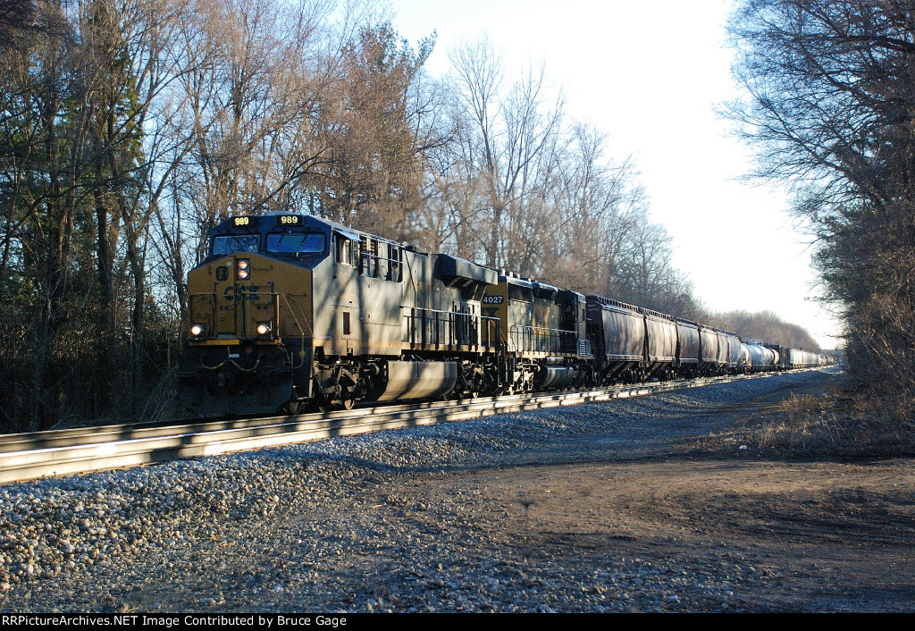 CSX 989